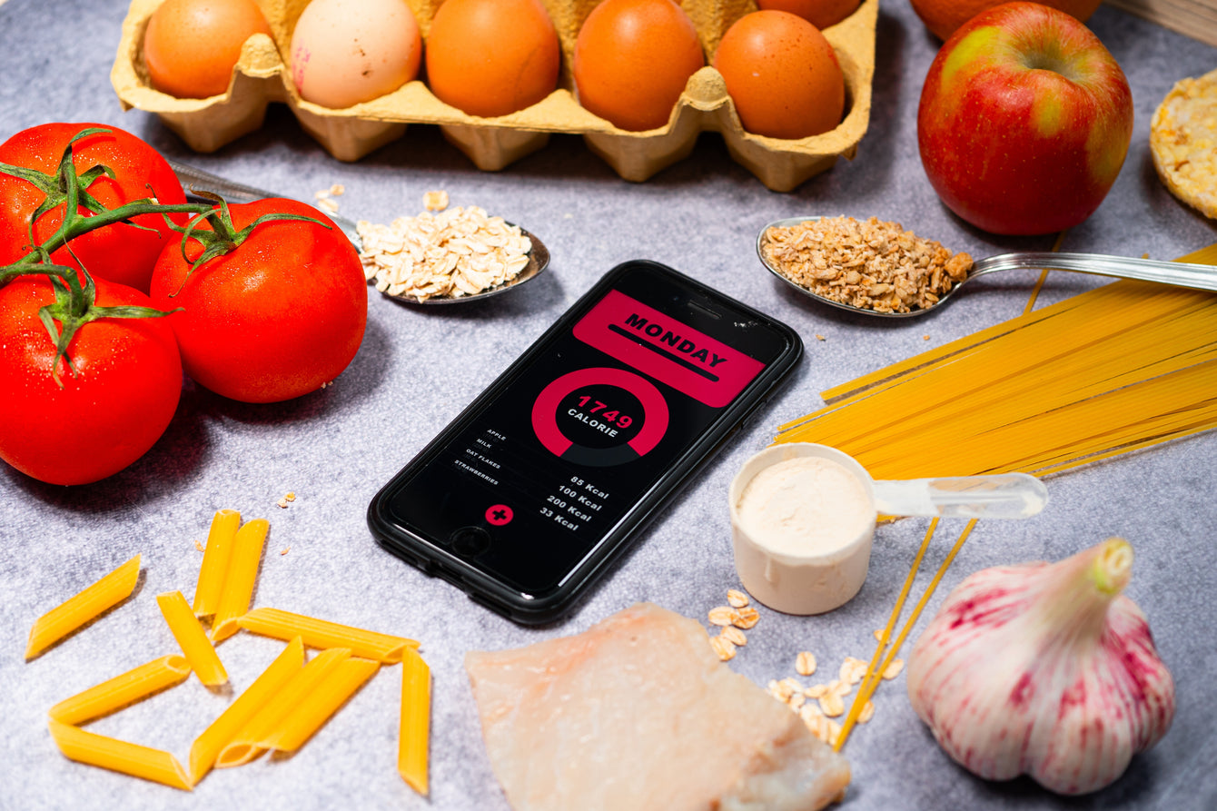 Tracking Macros vs. Calories: A Complete Guide – Mdrive